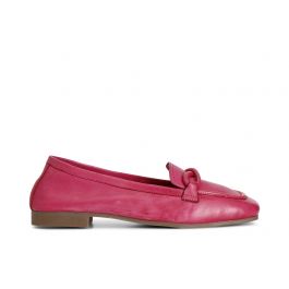 Leather loafers with padded mignon